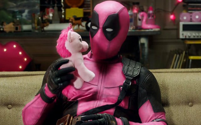 DeadPool s'habille en rose pour lutter contre le cancer - KULTT