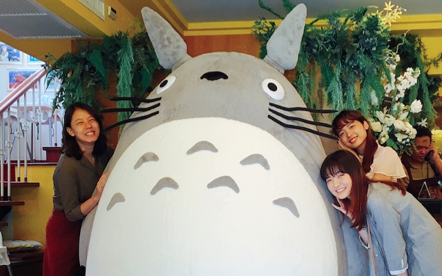 Bangkok : le premier restaurant Totoro ouvre ses portes - KULTT